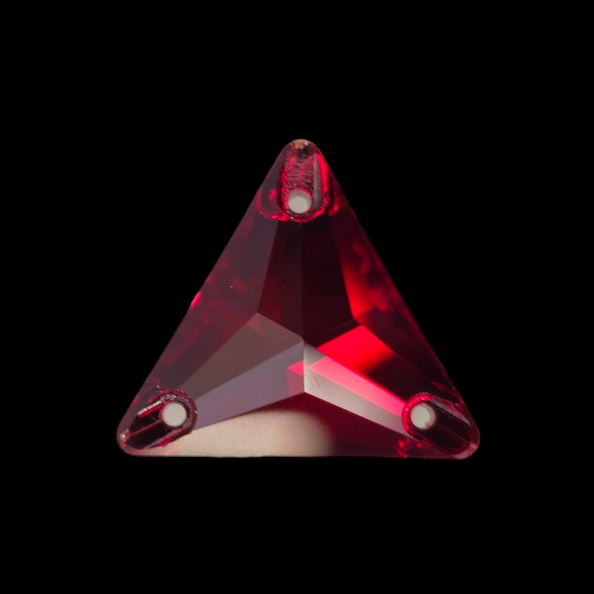 Siam Red Triangle Shaped Sew On Rhinestone - Fast Shipping! – Be Createful